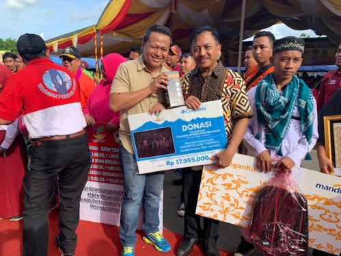 COLUMBIA BEARS LIGHT, HOPE TO INDIGENOUS COMMUNITIES IN SULAWESI ISLAN ...